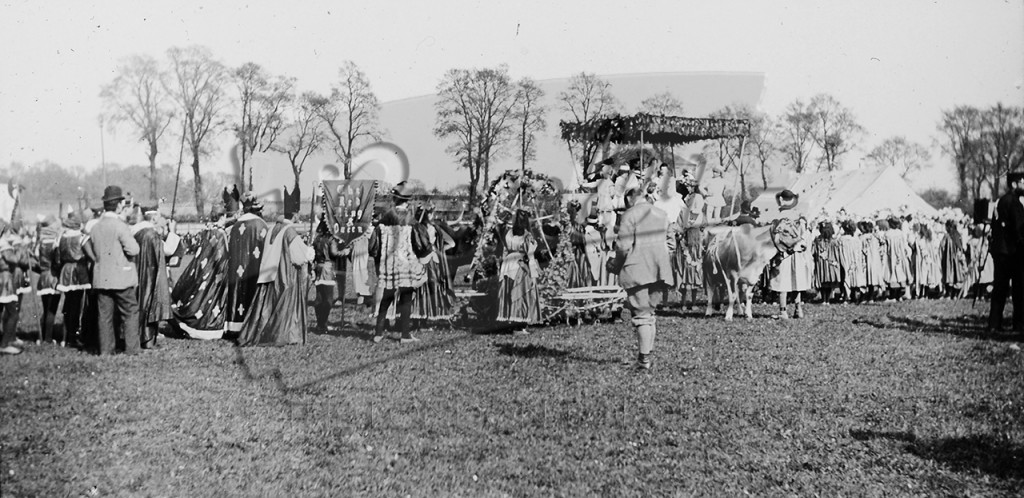 PHLS_1472 May Day festivities, St Mary Cray, St Mary Cray 1890 ...