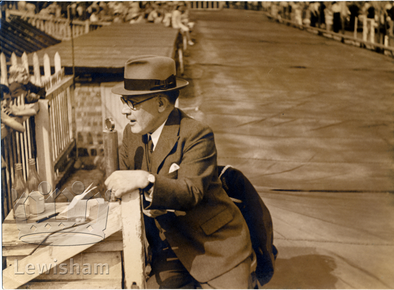 New Cross Stadium - Lewisham Borough PhotosLewisham Borough Photos